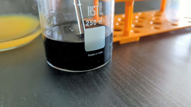 Testing for Vitamin C with Iodine - The Homeschool Scientist
