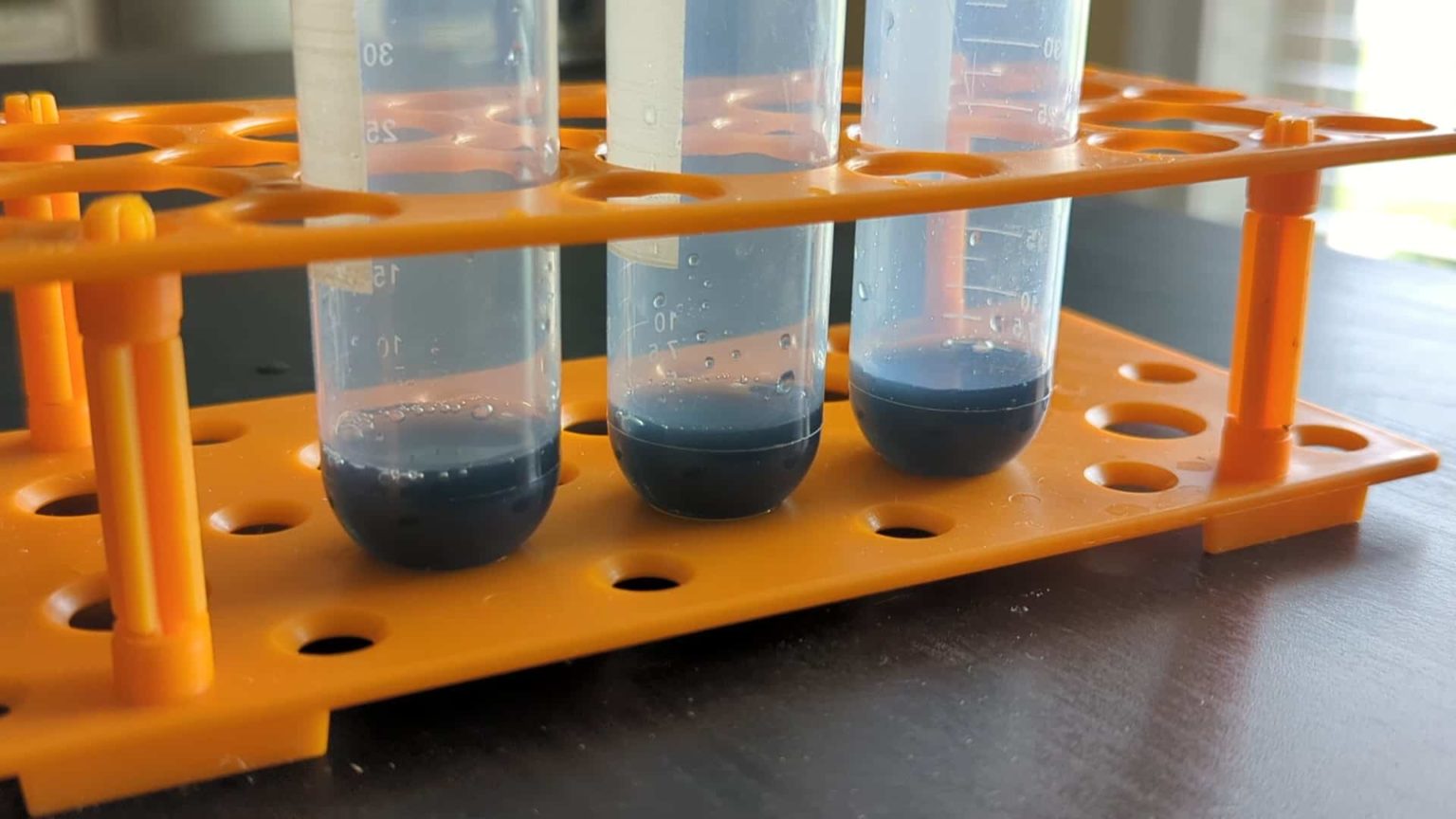 Testing for Vitamin C with Iodine - The Homeschool Scientist