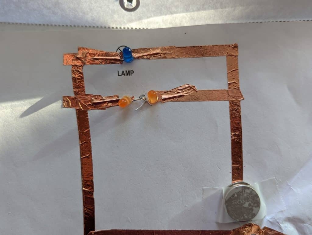 7 Fun Ways to Build a Circuit & Light Up Christmas Cards - The ...